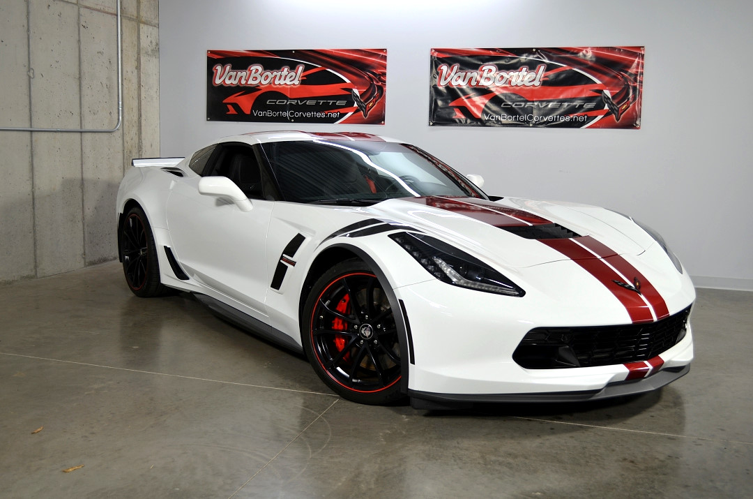 C5132 2019 Corvette Grand Sport Coupe Arctic White - Van Bortel Corvette