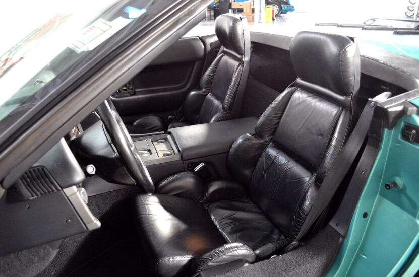 C5201 1991 Corvette Convertible Turquoise Metallic - Van Bortel Corvette