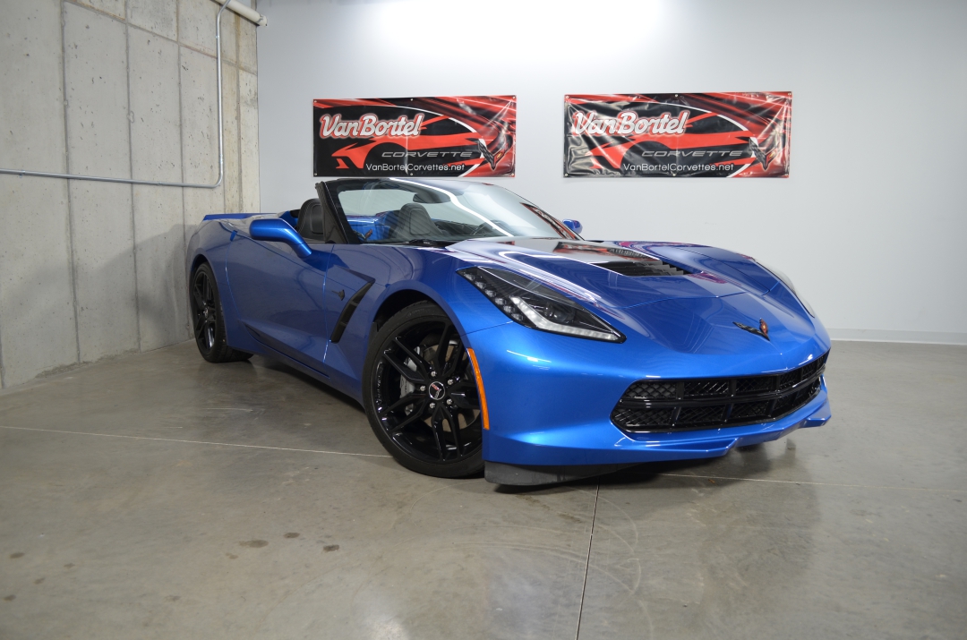 C5204 2016 Corvette Stingray Convertible Laguna Blue - Van Bortel Corvette
