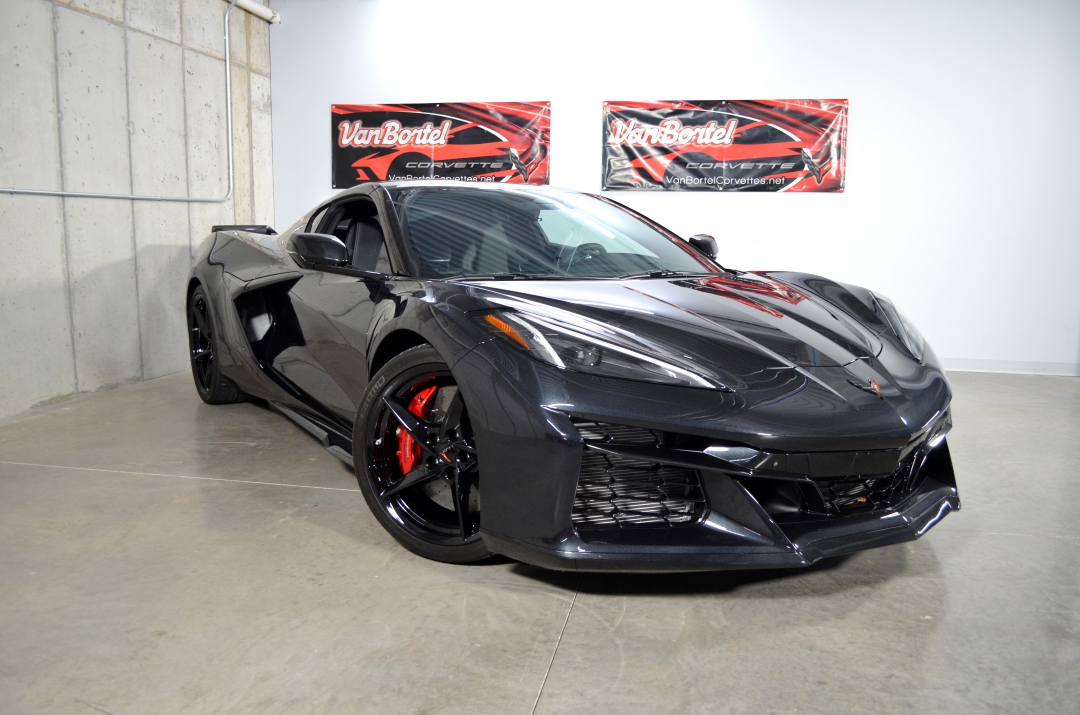 C5271 2024 Corvette E-Ray Coupe Carbon Flash Metallic - Van Bortel Corvette