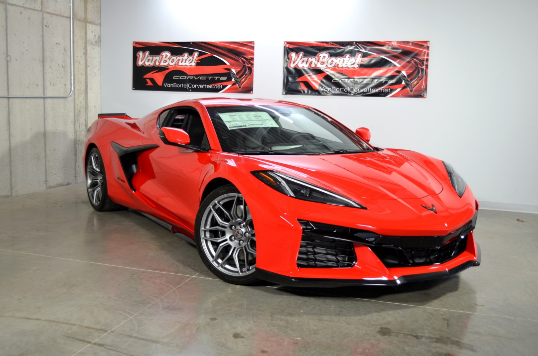 V12364 2026 Corvette Z06 Coupe Torch Red - Van Bortel Corvette